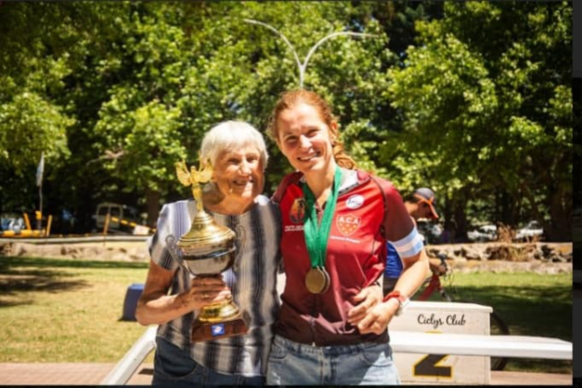 AGRADECIMIENTO DE CHELA GONZÁLEZ