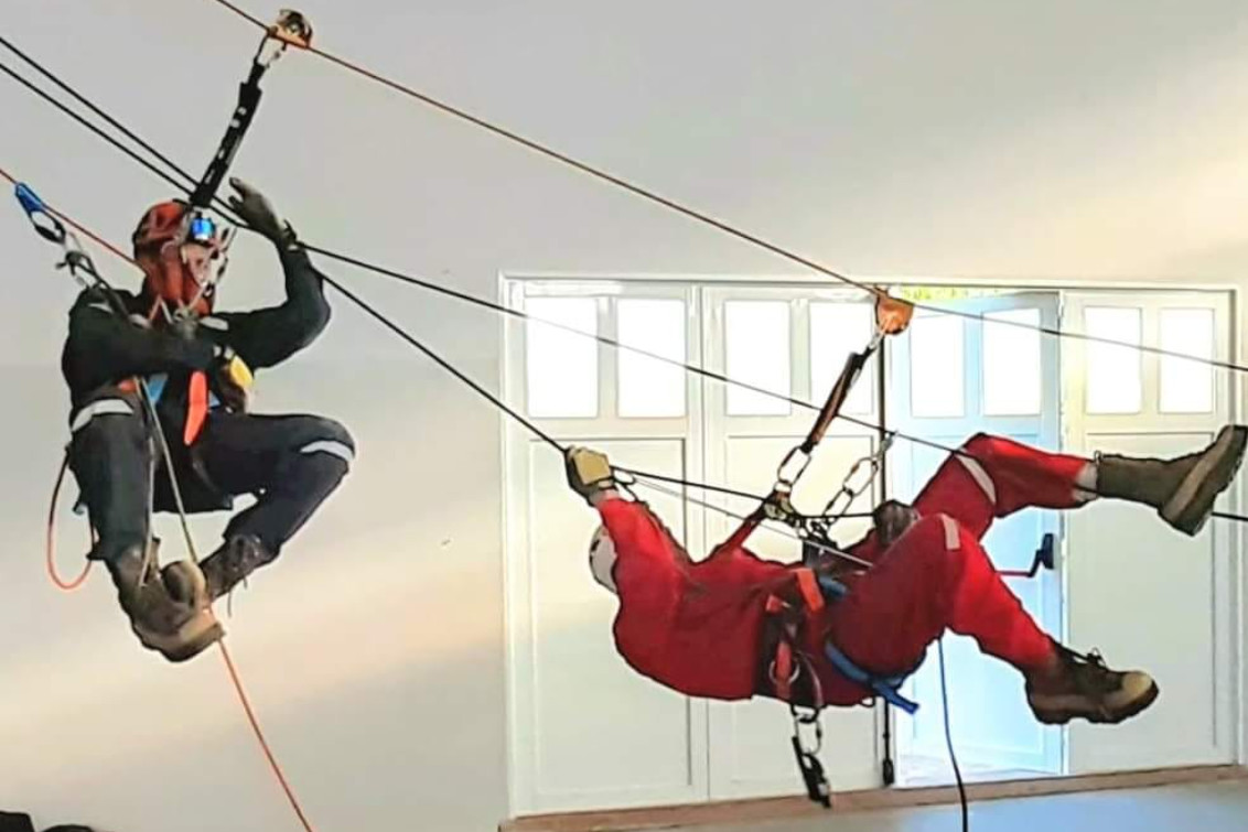 Bomberos participaron del Curso Básico de Rescate con Cuerdas para la ...