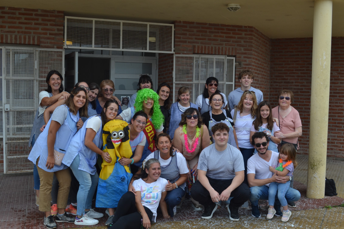 Silvia Kurtz: una despedida llena de emociones tras casi tres décadas de docencia