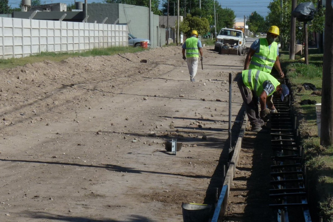 Se presentó una nueva obra de cordón cuneta en la ciudad